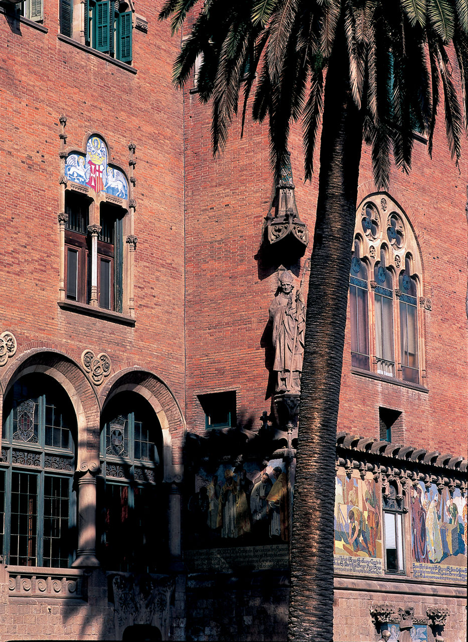 Discover Sant Pau Modernist Complex